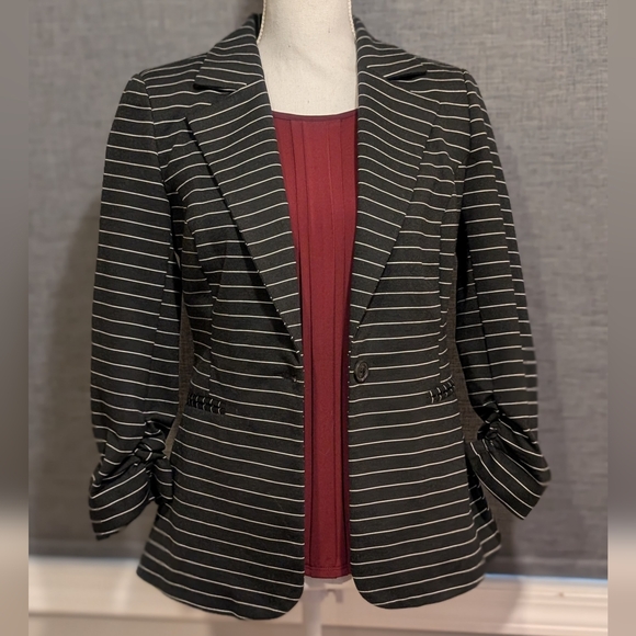 41 Hawthorn | Jackets & Coats | 4 Hawthorne Black Blazer With White ...